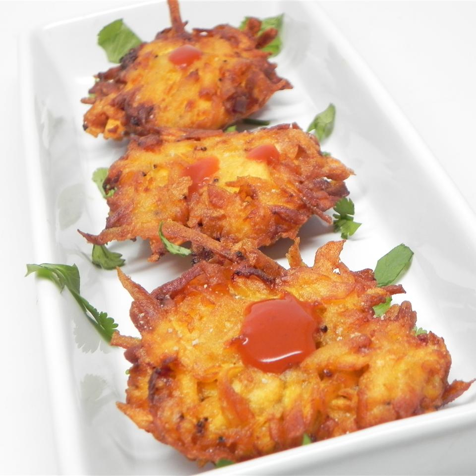 Aranitas (Shredded Green Plantain Patties) Recipe | Allrecipes